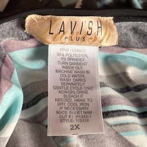 Lavish | Tops | Lavish Plus Floral Blouse | Poshmark